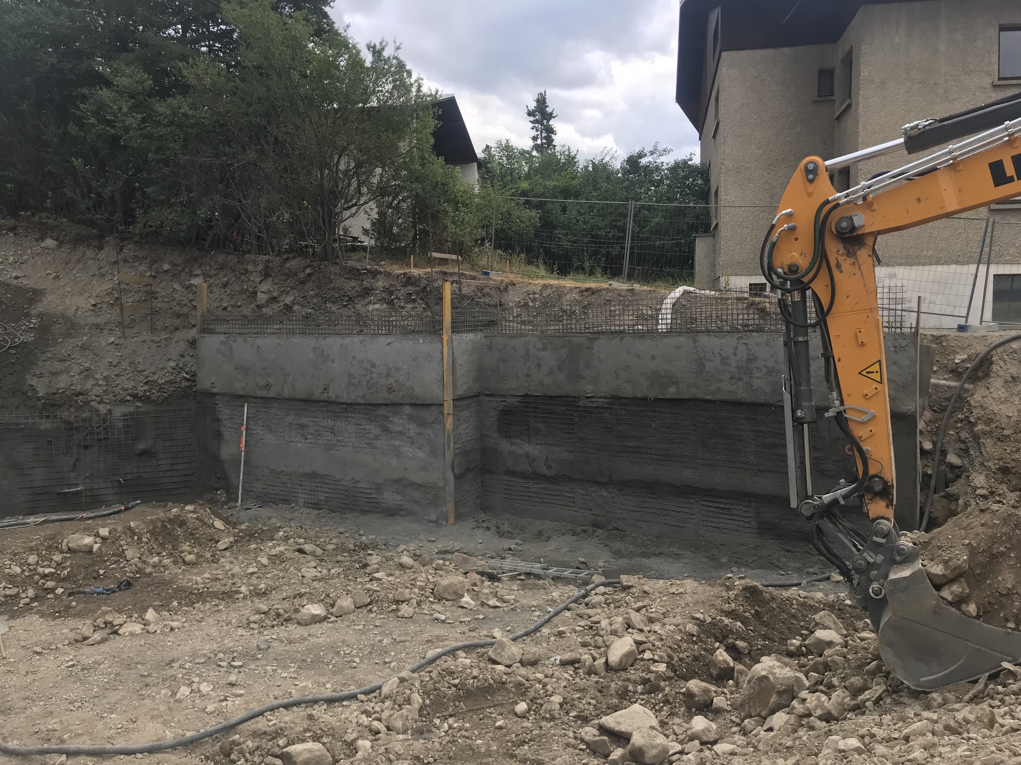 Soutènements de talus provisoires et définitifs