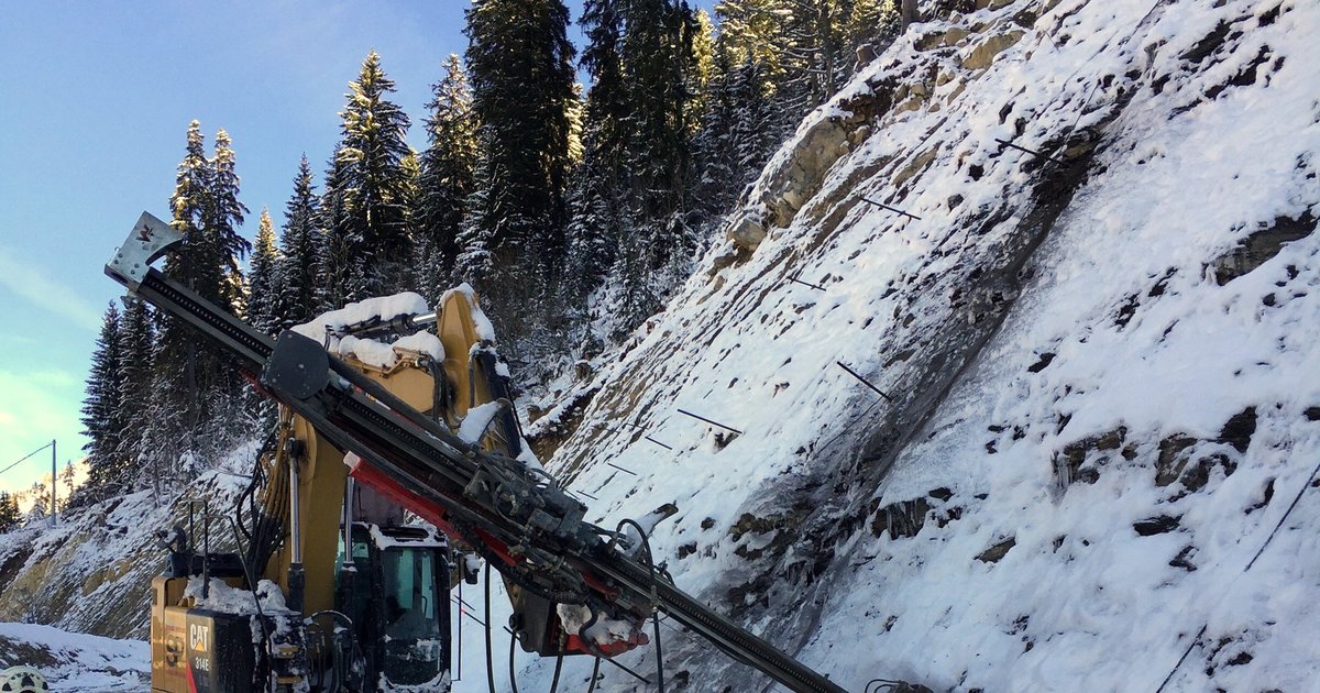 Protection de talus en amont d'une piste forestière - Stabilisation ...